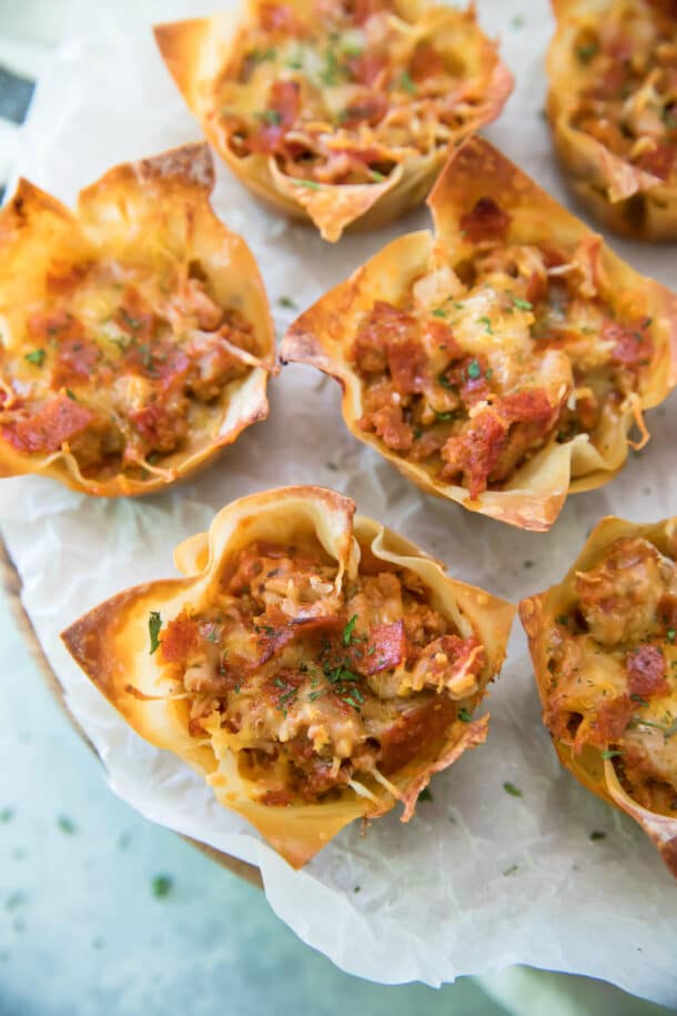 Pepperoni Pizza Party Cups - Kim's Cravings