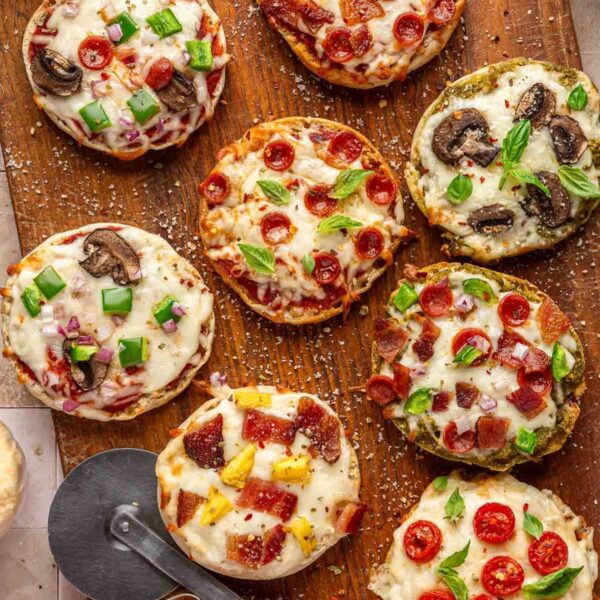 English Muffin Pizzas - Kim's Cravings
