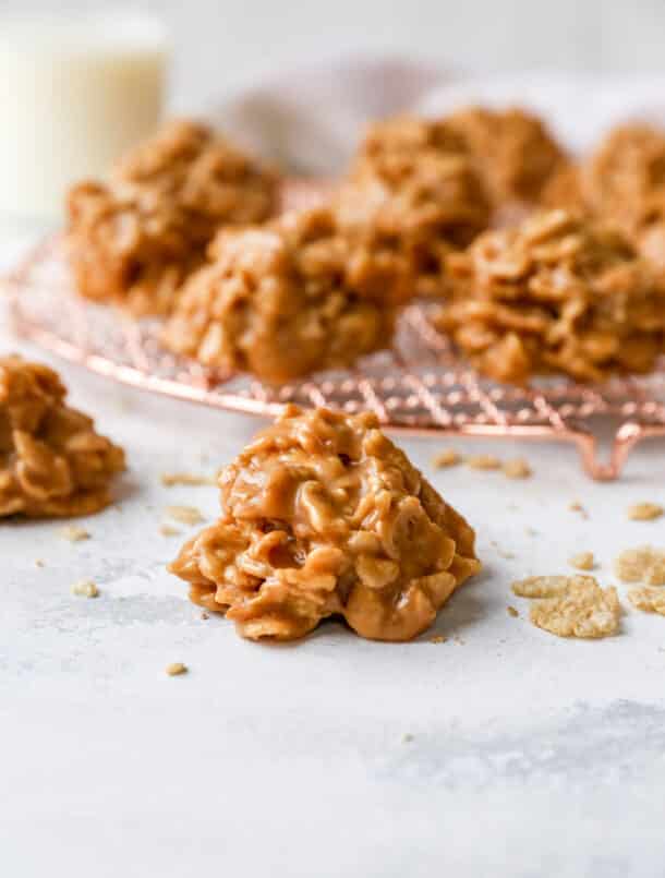 No Bake Peanut Butter Cornflake Cookies (5 ingredients!) - Kim's Cravings