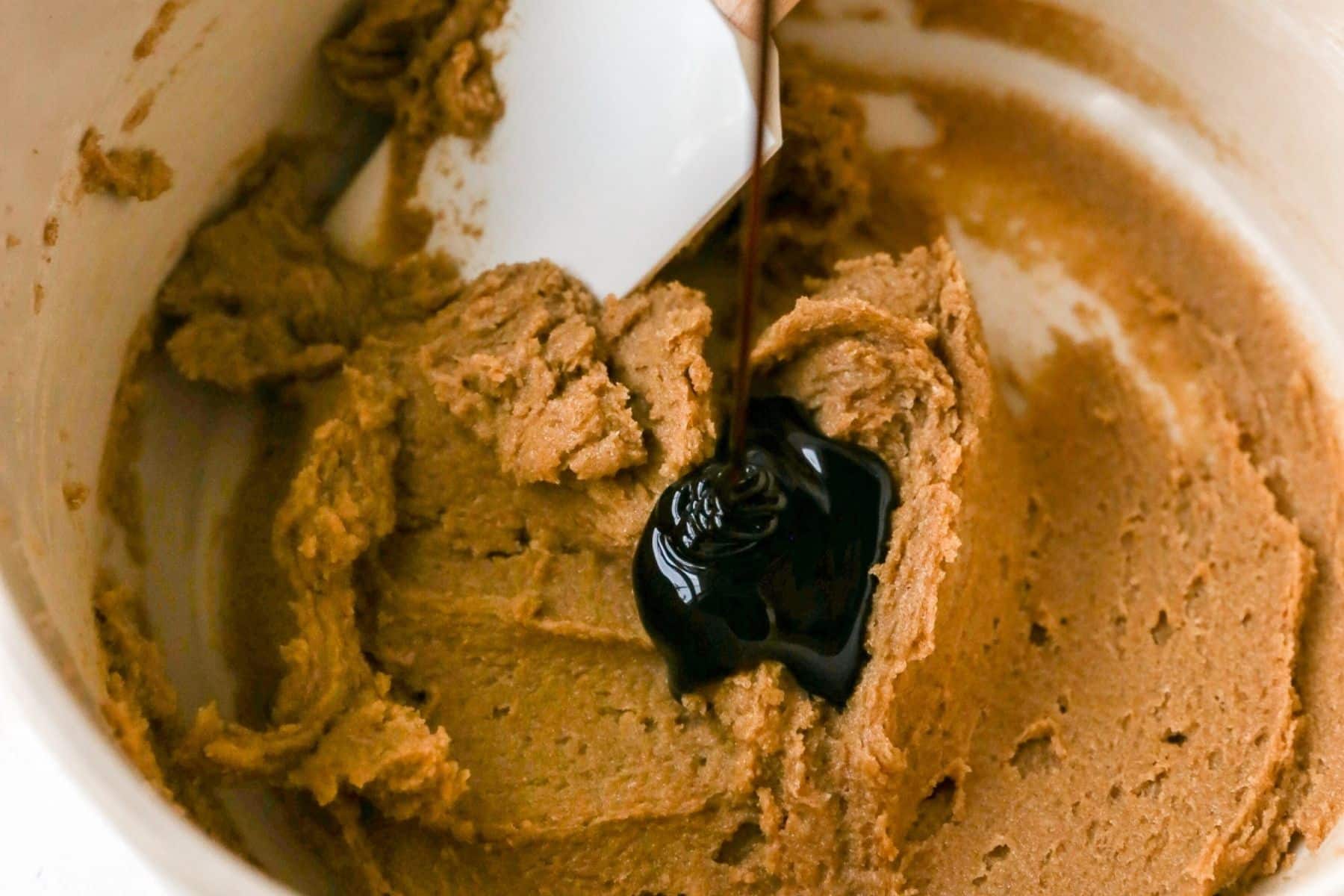 Soft & Chewy Molasses Cookies - Kim's Cravings